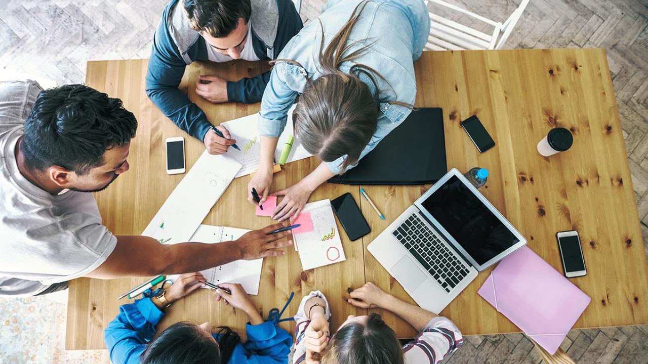 Strategic Communication, BA | Central